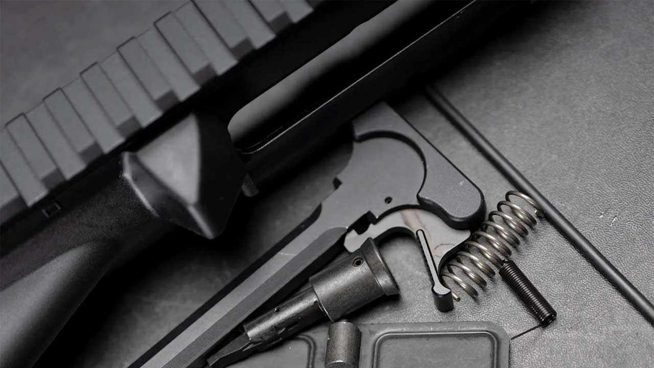 The Ultimate Guide to Understanding the AR-15 Charging Handle - KAK ...